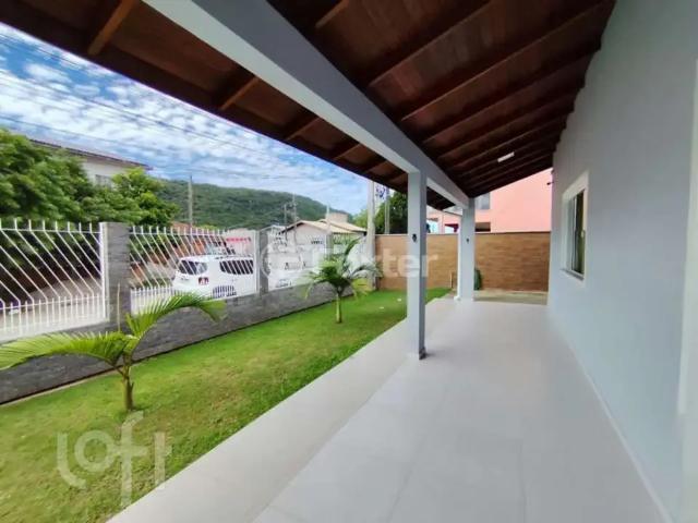 Casa / Sobrado para Venda em Palhoça/SC Pinheira 3 Quartos
