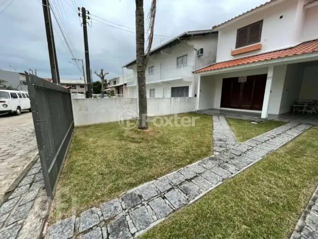 Casa / Sobrado para Venda em Palhoça/SC Pinheira 3 Quartos