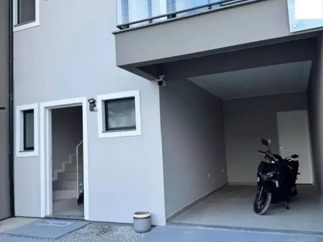 Casa / Sobrado para Venda em Palhoça/SC Pinheira 3 Quartos