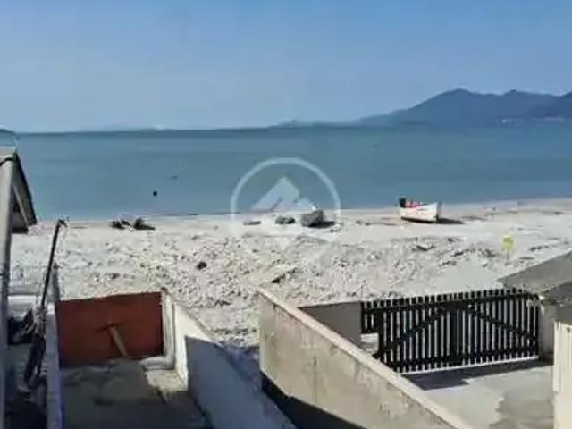 Casa / Sobrado para Venda em Palhoça/SC Pinheira 4 Quartos