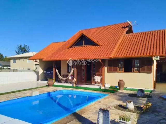 Casa / Sobrado para Venda em Palhoça/SC Pinheira 4 Quartos