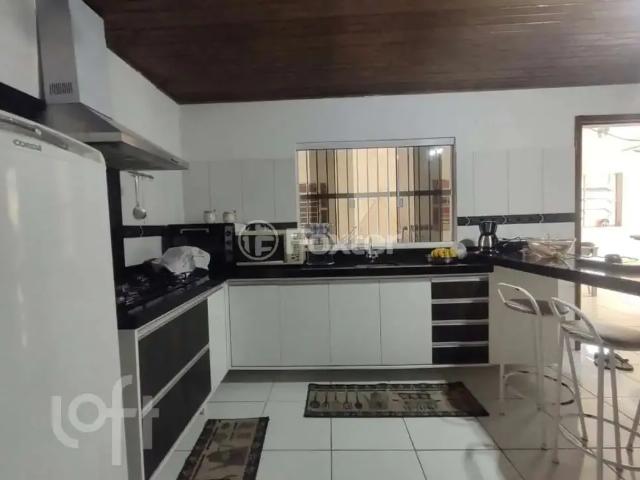 Casa / Sobrado para Venda em Palhoça/SC Pinheira 4 Quartos