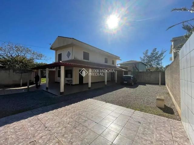 Casa / Sobrado para Venda em Palhoça/SC Pinheira 4 Quartos