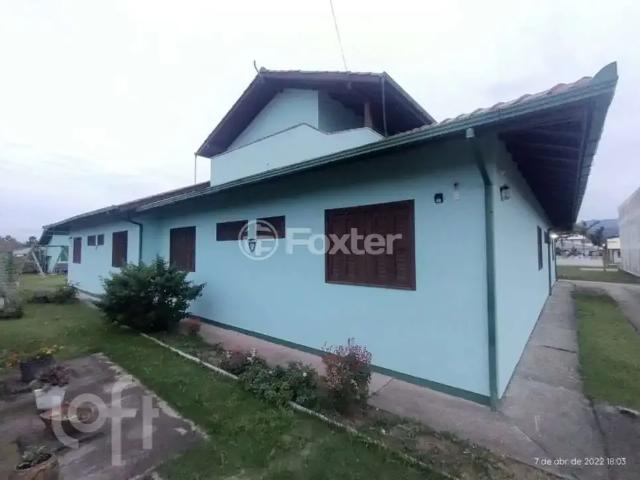 Casa / Sobrado para Venda em Palhoça/SC Pinheira 6 Quartos