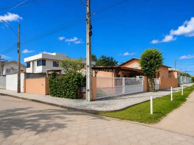 Casa / Sobrado para Venda em Palhoça/SC Praia do Sonho 2 Quartos