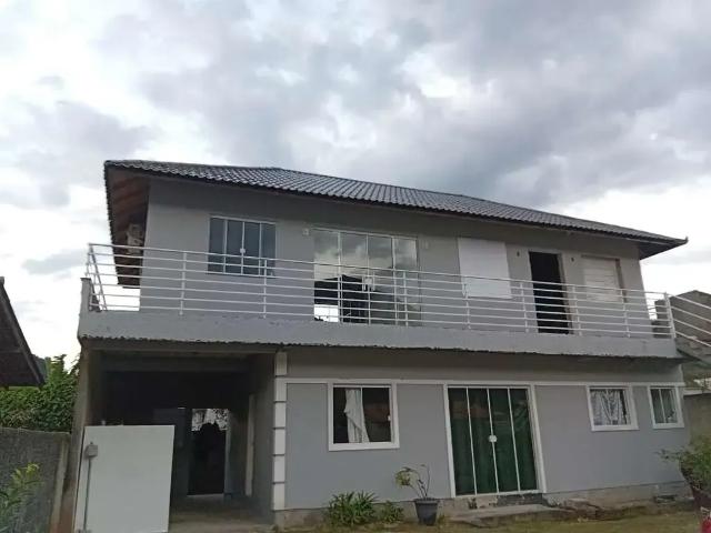 Casa / Sobrado para Venda em Palhoça/SC Praia de Fora 4 Quartos