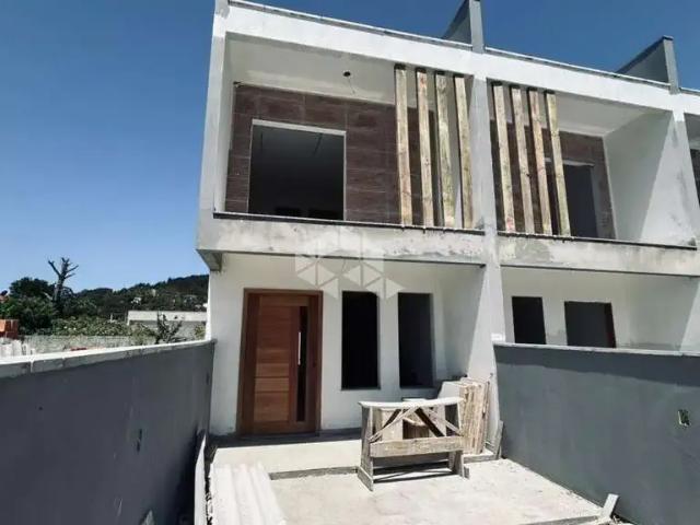 Casa / Sobrado para Venda em Palhoça/SC Praia de Fora 2 Quartos