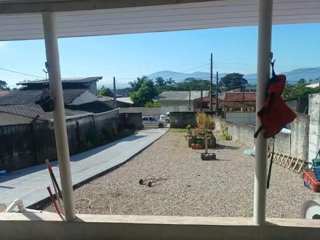 Casa / Sobrado para Venda em Palhoça/SC Praia de Fora 2 Quartos