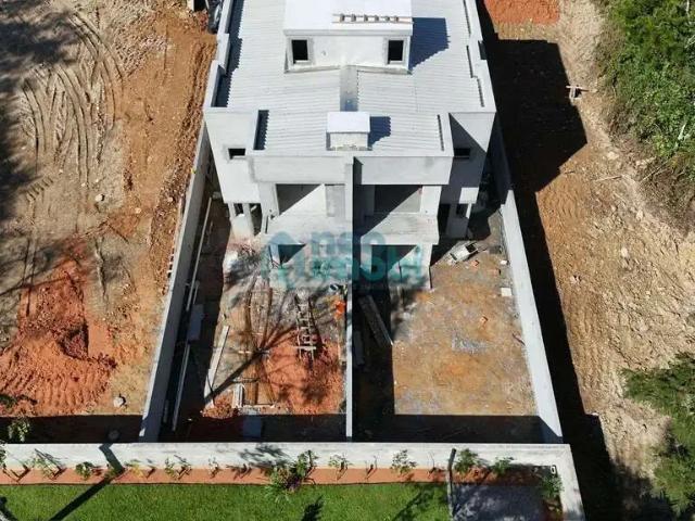 Casa / Sobrado para Venda em Palhoça/SC Praia de Fora 2 Quartos