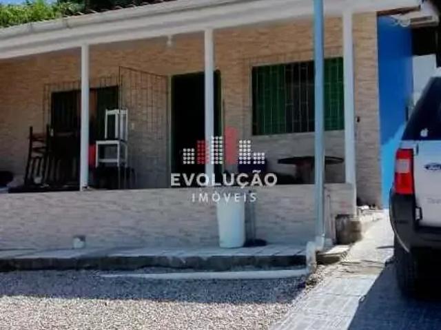 Casa / Sobrado para Venda em Palhoça/SC Praia de Fora 2 Quartos