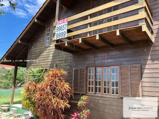 Casa / Sobrado para Venda em Palhoça/SC Praia de Fora 3 Quartos