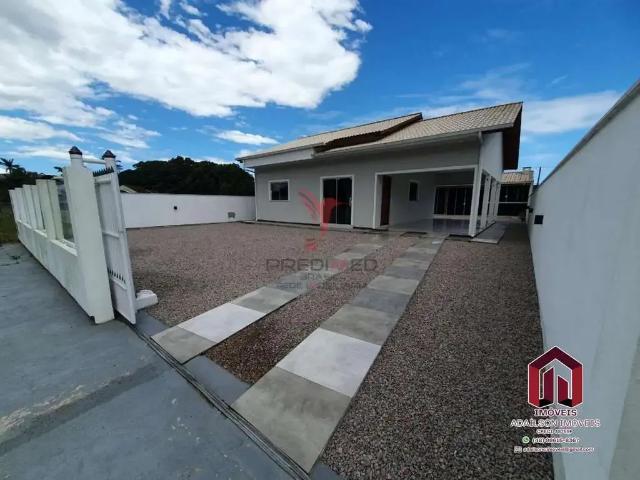 Casa / Sobrado para Venda em Palhoça/SC Praia de Fora 3 Quartos