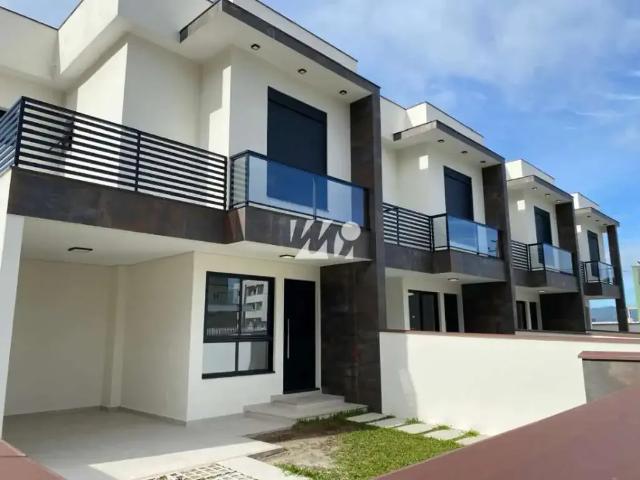 Casa / Sobrado para Venda em Palhoça/SC Praia de Fora 3 Quartos