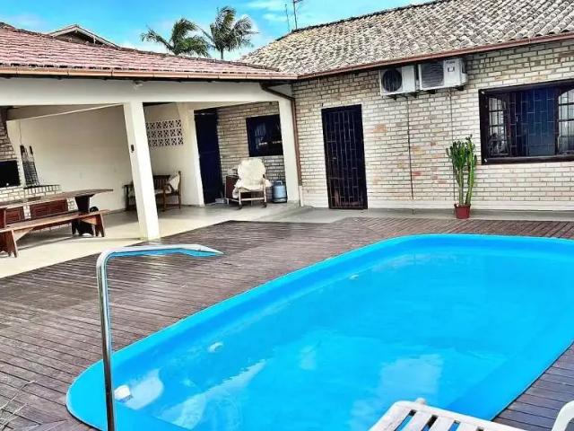 Casa / Sobrado para Venda em Palhoça/SC Rio Grande 2 Quartos