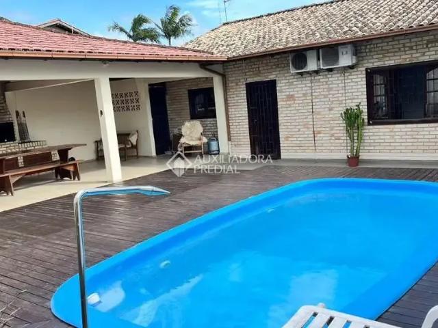 Casa / Sobrado para Venda em Palhoça/SC Rio Grande 2 Quartos