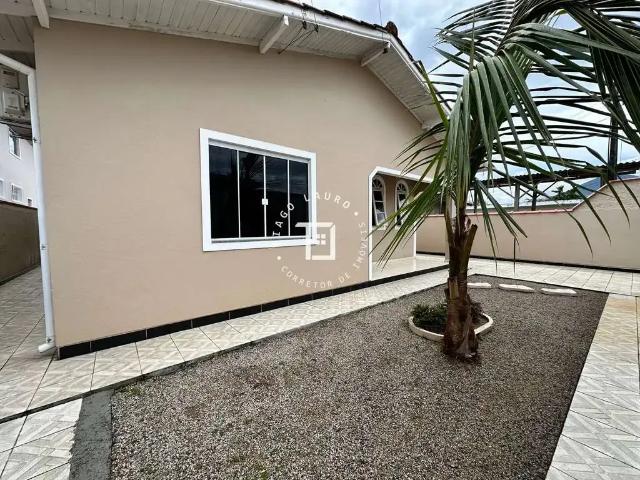 Casa / Sobrado para Venda em Palhoça/SC Rio Grande 3 Quartos