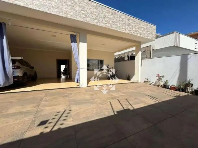 Casa / Sobrado para Venda em Palmas/TO Plano Diretor Norte 4 Quartos
