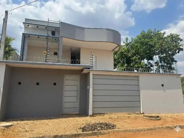 Casa / Sobrado para Venda em Palmas/TO Plano Diretor Sul 5 Quartos
