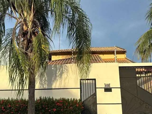 Casa / Sobrado para Venda em Palmas/TO Plano Diretor Sul 3 Quartos