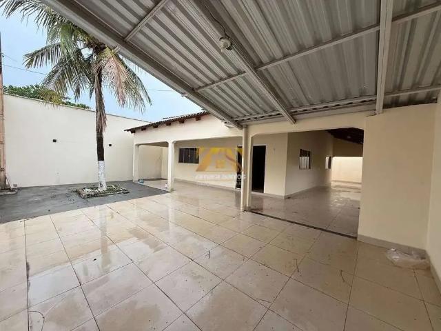 Casa / Sobrado para Venda em Palmas/TO Plano Diretor Sul 3 Quartos