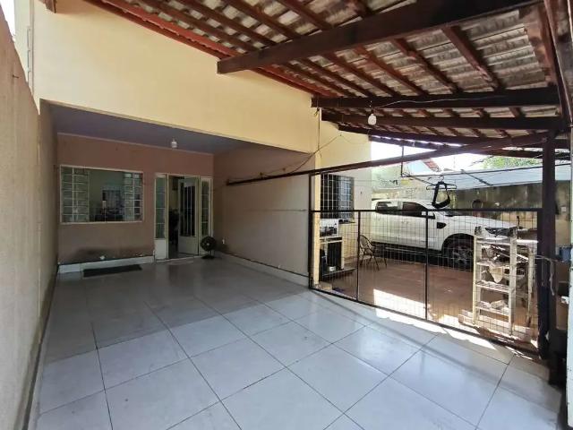 Casa / Sobrado para Venda em Palmas/TO Plano Diretor Sul 3 Quartos