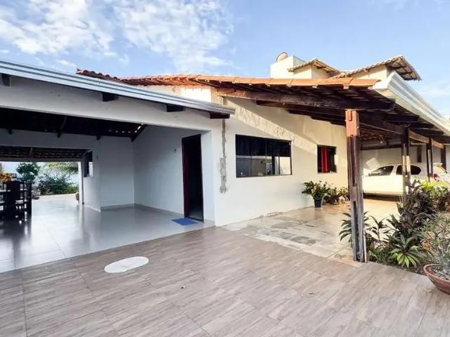 Casa / Sobrado para Venda em Palmas/TO Plano Diretor Sul 3 Quartos