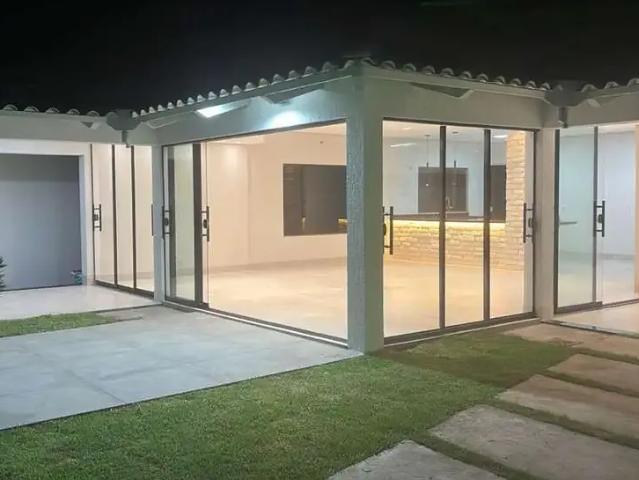 Casa / Sobrado para Venda em Palmas/TO Plano Diretor Sul 3 Quartos