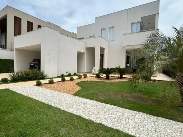 Casa / Sobrado para Venda em Palmas/TO Plano Diretor Sul 3 Quartos