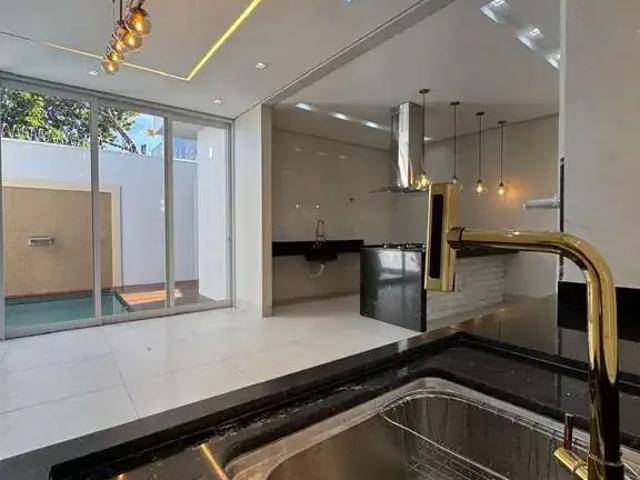 Casa / Sobrado para Venda em Palmas/TO Plano Diretor Sul 3 Quartos