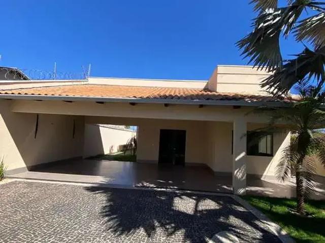 Casa / Sobrado para Venda em Palmas/TO Plano Diretor Sul 3 Quartos