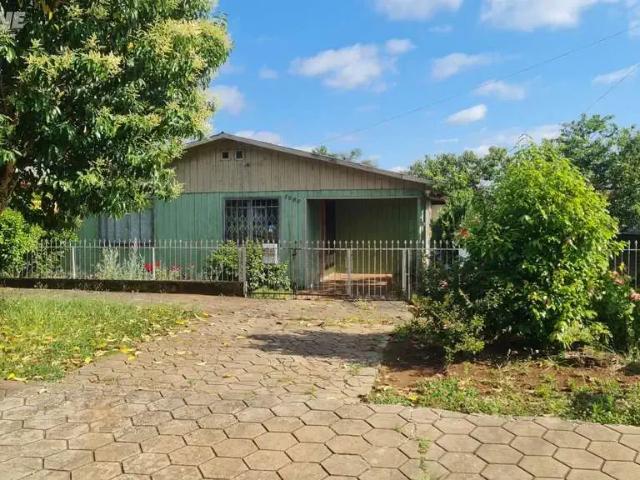 Casa / Sobrado para Venda em Palmas/PR Centro 6 Quartos