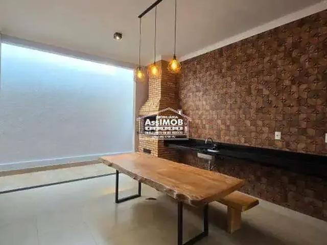 Casa / Sobrado para Venda em Paracatu/MG Alto do Córrego 3 Quartos