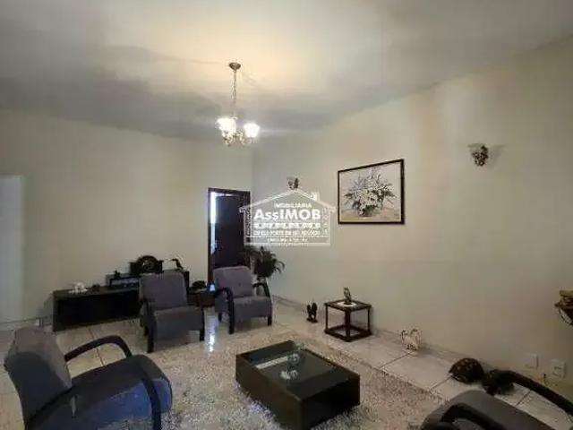 Casa / Sobrado para Venda em Paracatu/MG Vila Mariana 3 Quartos