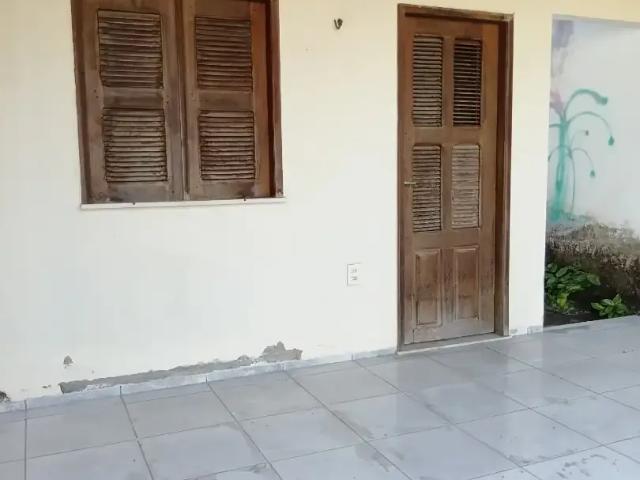 Casa / Sobrado para Venda em Paracuru/CE Centro 2 Quartos