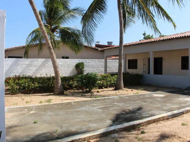 Casa / Sobrado para Venda em Paracuru/CE Lagoa 2 Quartos