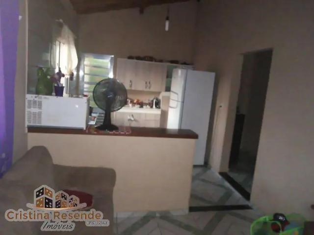 Casa / Sobrado para Venda em Paraibuna/SP Teles 2 Quartos