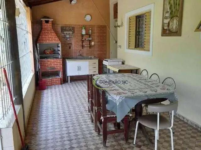 Casa / Sobrado para Venda em Paraibuna/SP Zona Rural 3 Quartos