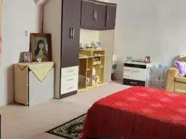 Casa / Sobrado para Venda em Paraibuna/SP Bairro Colinas 3 Quartos