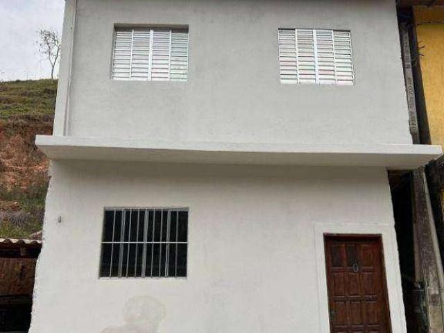 Casa / Sobrado para Venda em Paraibuna/SP Centro 2 Quartos
