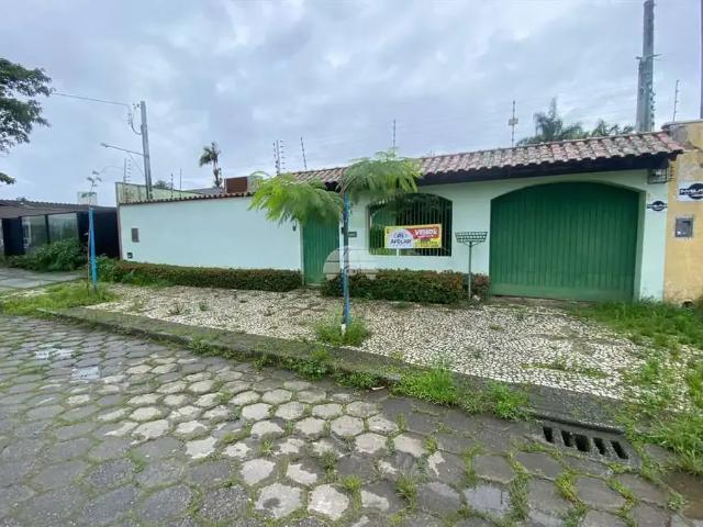 Casa / Sobrado para Venda em Paranaguá/PR Centro Histórico 3 Quartos