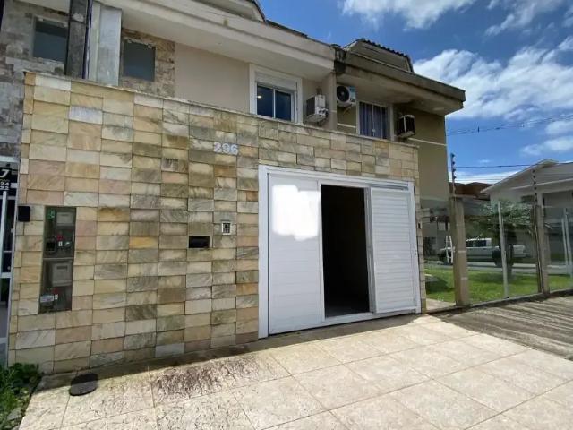 Casa / Sobrado para Venda em Paranaguá/PR Estradinha 3 Quartos