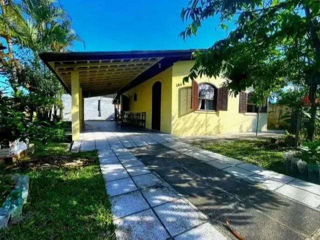 Casa / Sobrado para Venda em Paranaguá/PR Jardim Jacarandá 3 Quartos