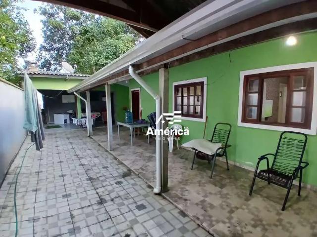 Casa / Sobrado para Venda em Paranaguá/PR Parque Agari 3 Quartos