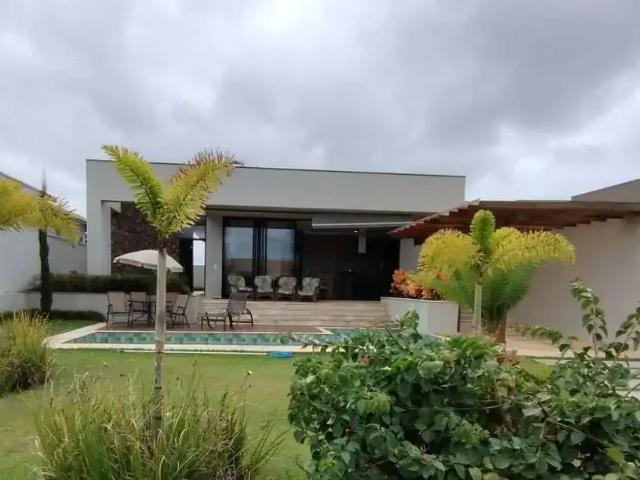 Casa / Sobrado para Venda em Paranapanema/SP Riviera Santa Cristina 4 Quartos