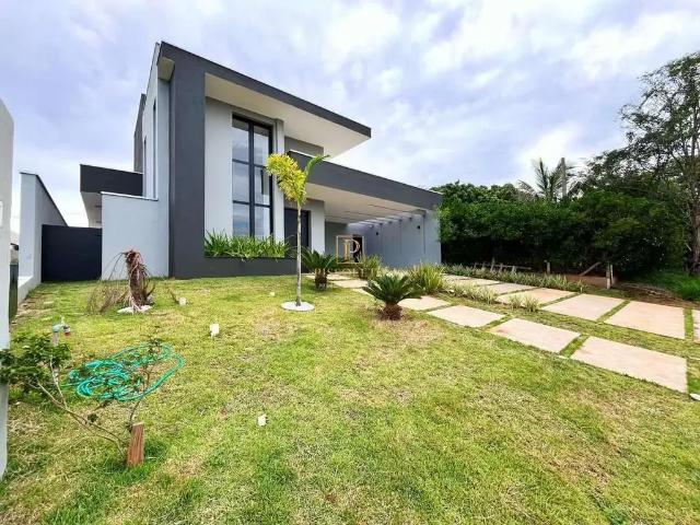 Casa / Sobrado para Venda em Pardinho/SP Ninho Verde II 3 Quartos