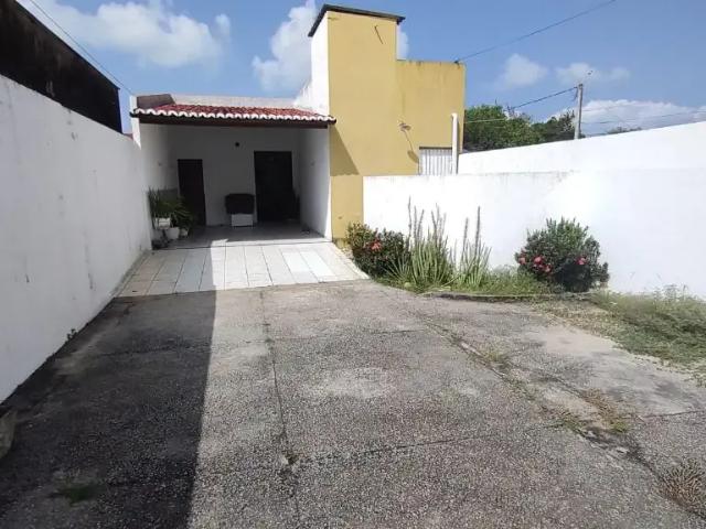 Casa / Sobrado para Venda em Parnamirim/RN Cidade Verde 3 Quartos