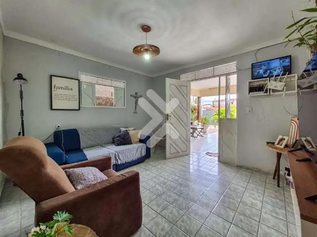 Casa / Sobrado para Venda em Parnamirim/RN Emaús 3 Quartos