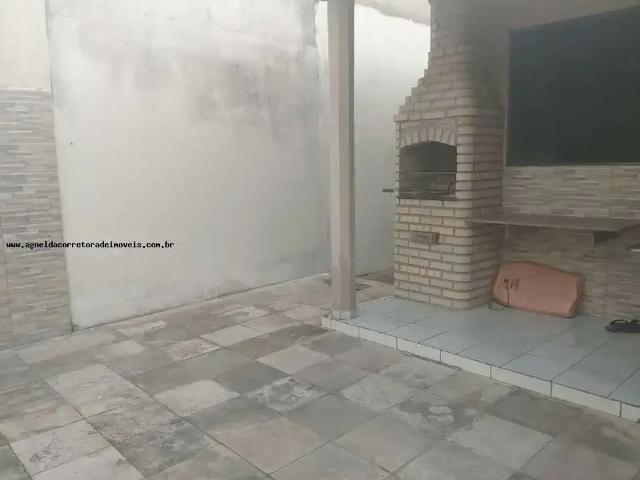 Casa / Sobrado para Venda em Parnamirim/RN Emaús 3 Quartos