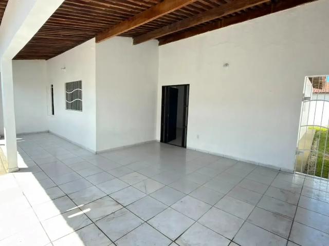 Casa / Sobrado para Venda em Parnamirim/RN Emaús 3 Quartos