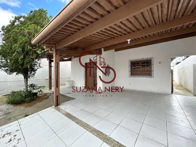 Casa / Sobrado para Venda em Parnamirim/RN Emaús 3 Quartos